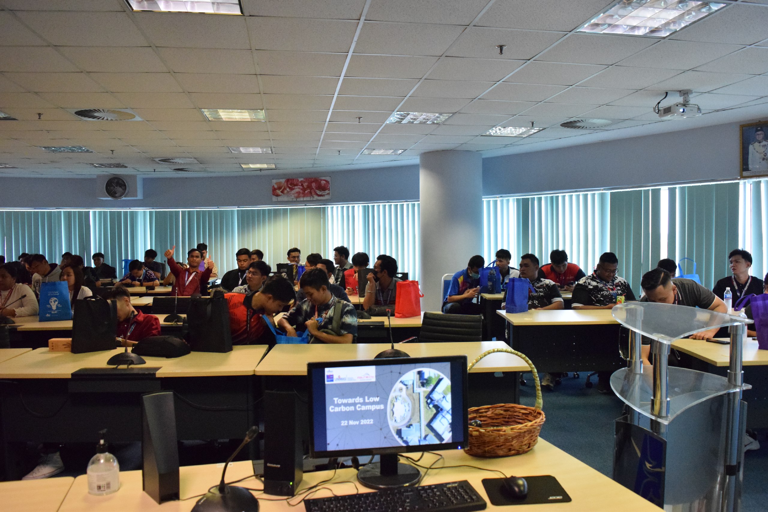 UNIMAS Low Carbon Campus